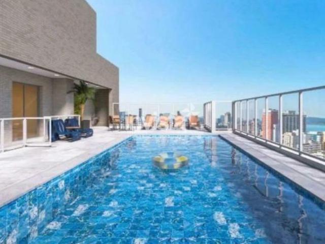 Apartamento à venda no bairro Embaré
