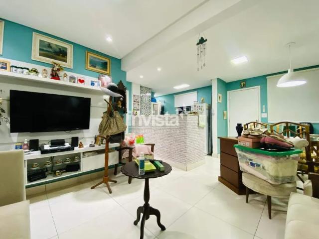 Apartamento à venda no bairro Embaré