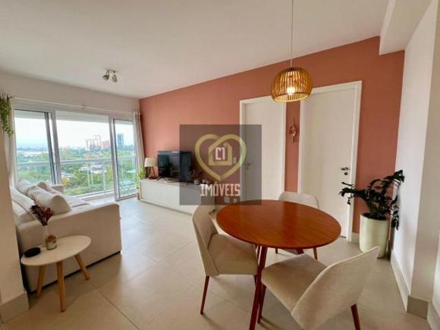 Apartamento à venda no bairro Empresarial 18 do Forte Barueri/SP