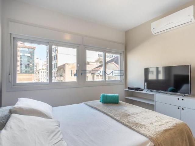 Apartamento à venda no bairro Floresta Porto Alegre/RS, Zona Centro