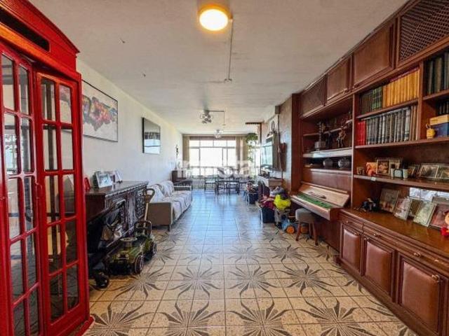 Apartamento à venda no bairro Gonzaga