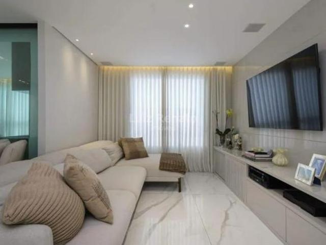 Apartamento à venda no bairro Grajaú