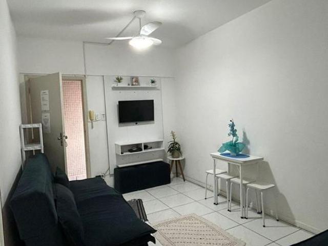 Apartamento à venda no bairro Guilhermina Praia Grande/SP