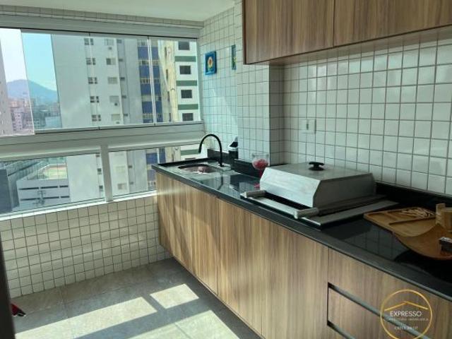 Apartamento à venda no bairro Guilhermina Praia Grande/SP