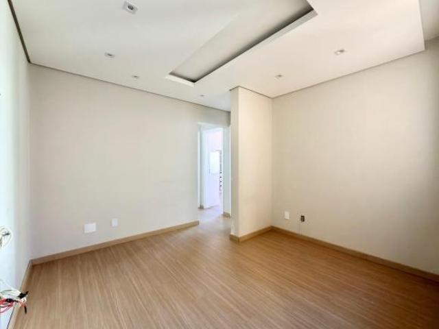 Apartamento à venda no bairro Iná em São José dos Pinhais