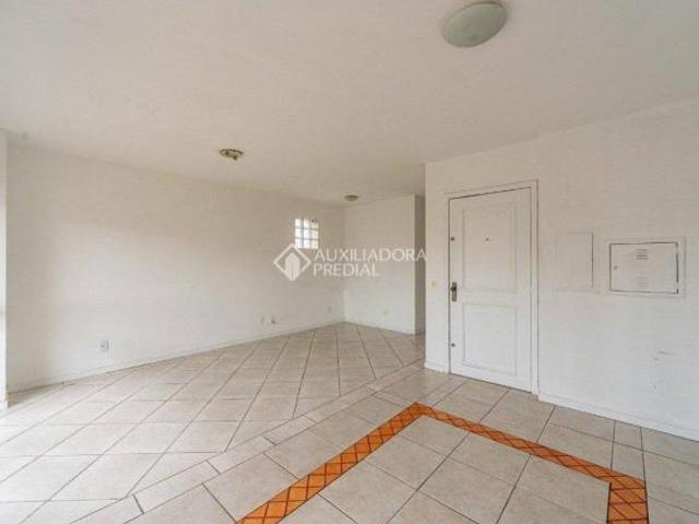 Apartamento à venda no bairro Ipanema com 2 quartos e 1 vaga de garagem