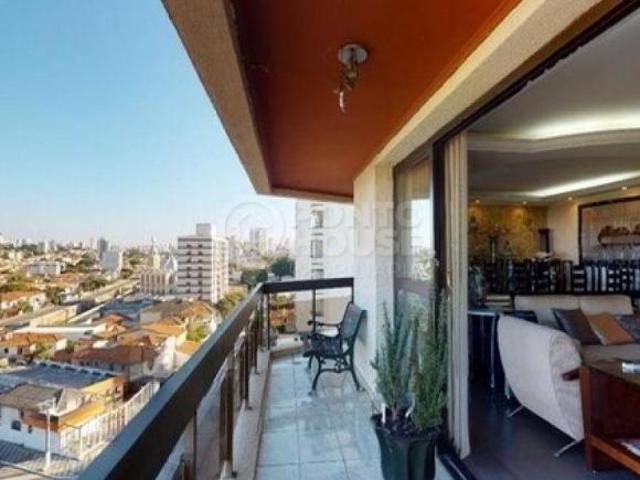 Apartamento à venda no bairro Ipiranga com 4 dormitórios, 1 suíte, 2 vagas