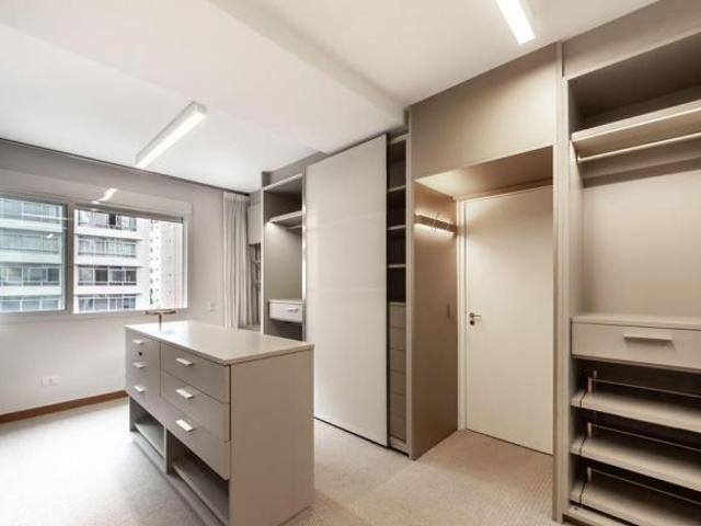 Apartamento à venda no bairro Itaim Bibi São Paulo/SP