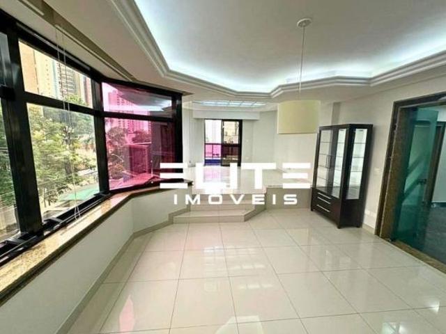 Apartamento a Venda no Bairro Jardim – 205m² | 4 Dorms | 3 Suítes | 5 Vagas