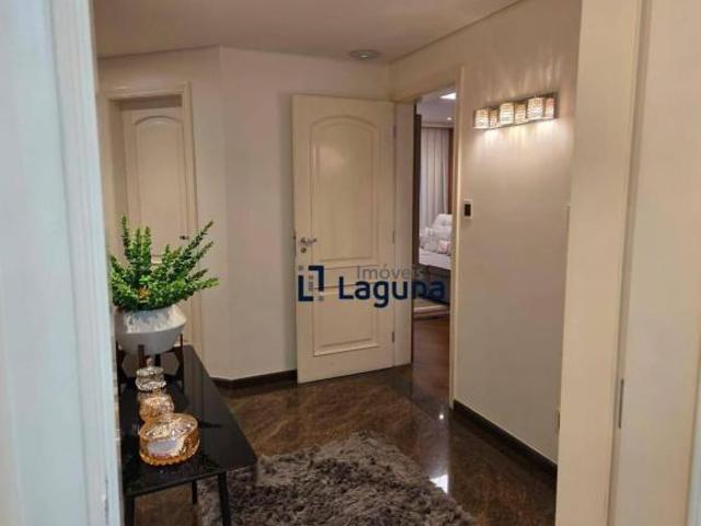 Apartamento a venda no Bairro jardim 440 m², Santo André S.P., 3 suítes, varanda grill, 6 vagas, q