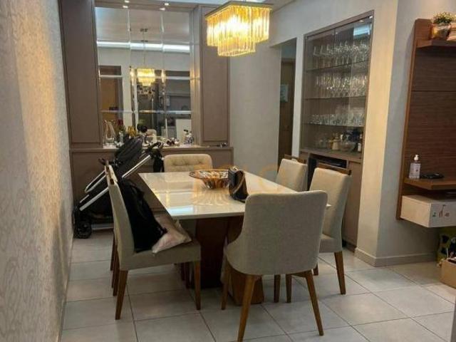 Apartamento à venda no bairro Jardim Colina em Uberlândia