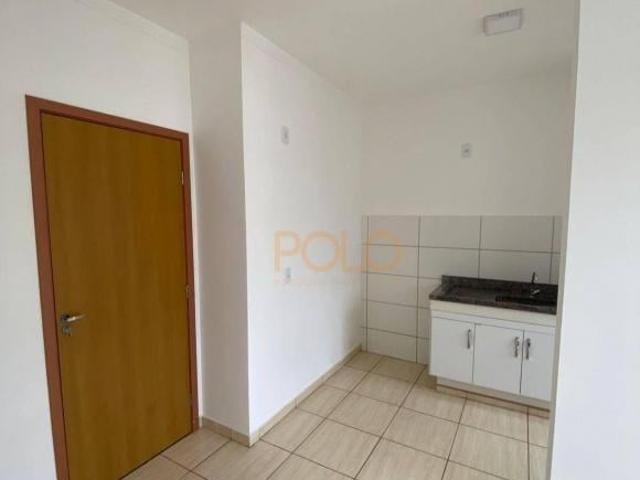 Apartamento à venda no bairro Jardim Célia em Uberlândia