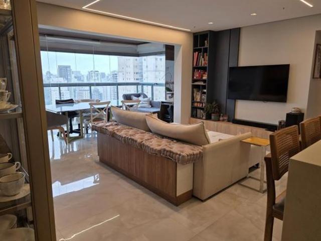 Apartamento à venda no bairro Jardim das Acácias São Paulo/SP