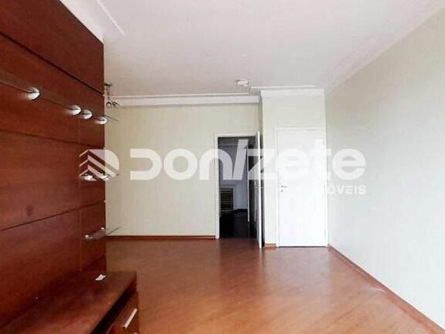 Apartamento à venda no bairro Jardim, em Santo André