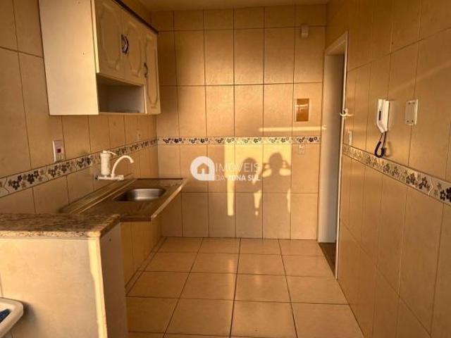 Apartamento à venda no bairro Jardim Leopoldina Porto Alegre/RS