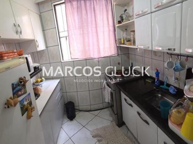 Apartamento à venda no bairro Lagoa Dourada Londrina/PR, Sul