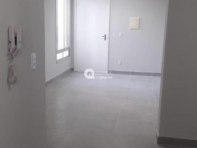 Apartamento à venda no bairro Lomba do Pinheiro Porto Alegre/RS