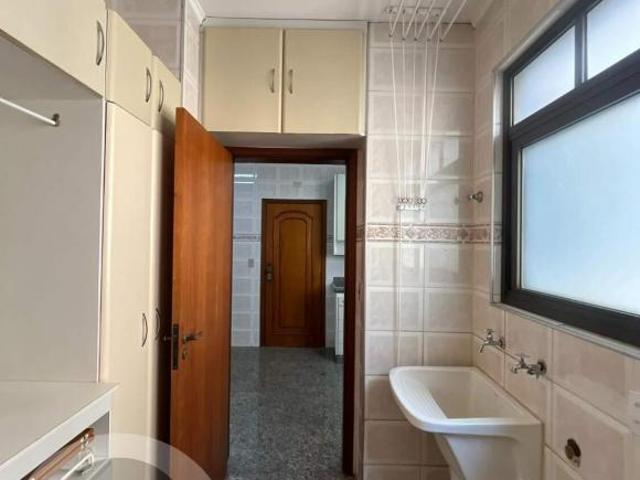 Apartamento à venda no bairro Mansões Santo Antônio