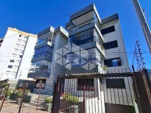 Apartamento à venda no Bairro Madureira, com dois dormitórios, sacada e churrasqueira