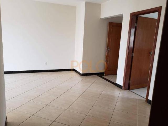 Apartamento à venda no bairro Maracanã em Uberlândia