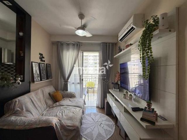 Apartamento à venda no bairro Marapé