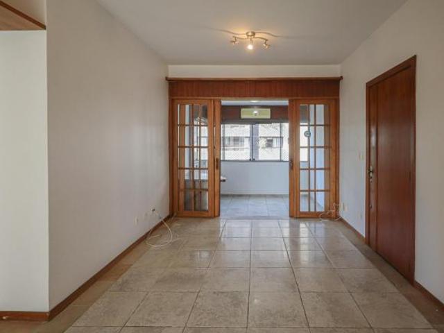Apartamento a venda no bairro Mont' Serrat