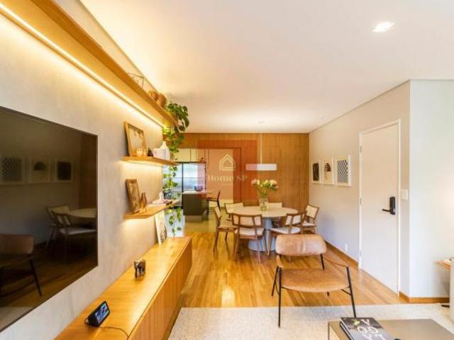 Apartamento à venda no bairro Moema com 3 dormitórios sendo 1 suítes, com área de 124 m²