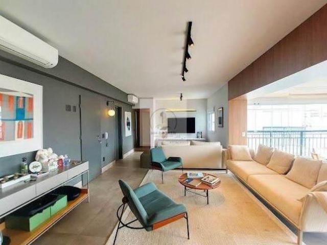 Apartamento à venda no bairro Moema São Paulo/SP