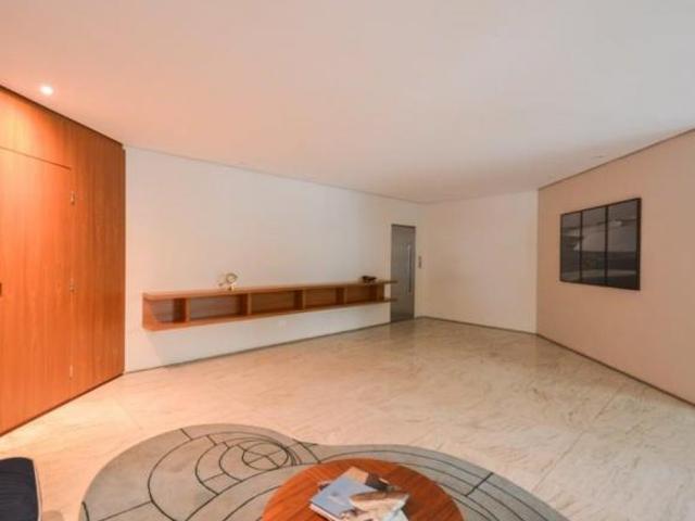 Apartamento à venda no bairro Moema São Paulo/SP
