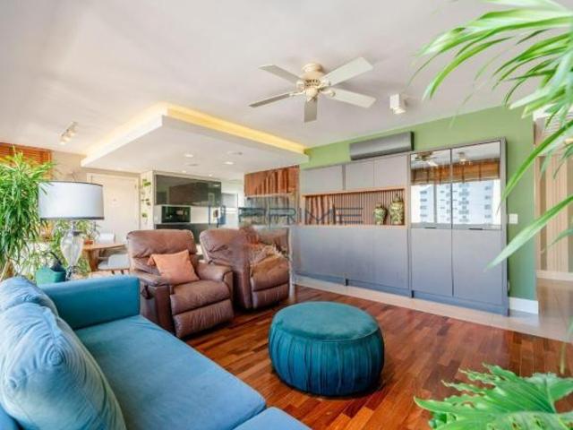 Apartamento à venda no bairro Moinhos de Vento Porto Alegre/RS