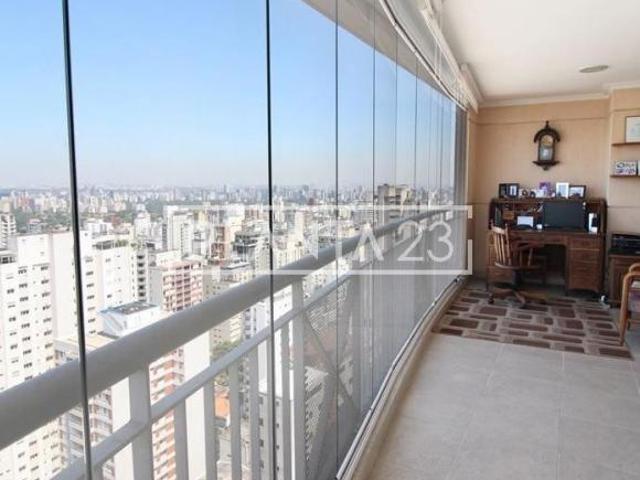 Apartamento à venda no bairro Paraíso com 425 m², 4 quartos sendo 4 suítes