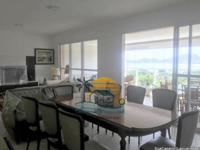 Apartamento à venda no bairro Parque Enseada em Guarujá/SP