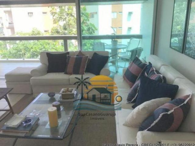 Apartamento à venda no bairro Parque Enseada em Guarujá/SP