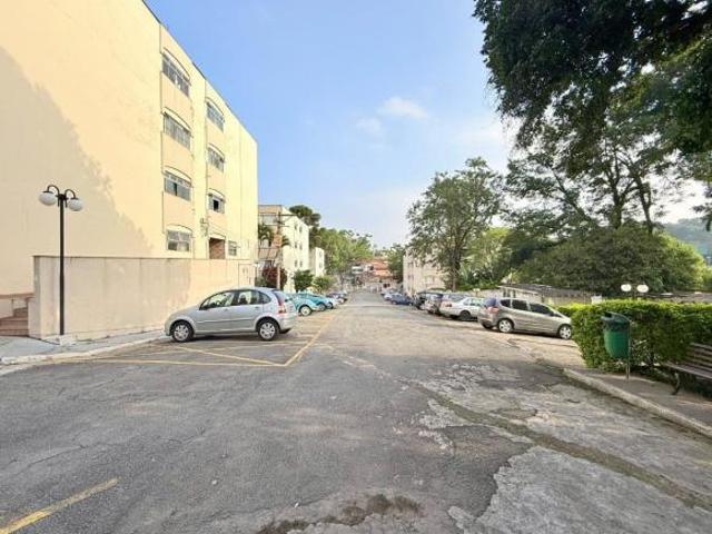 Apartamento à venda no bairro Parque Maria Helena em São Paulo/SP