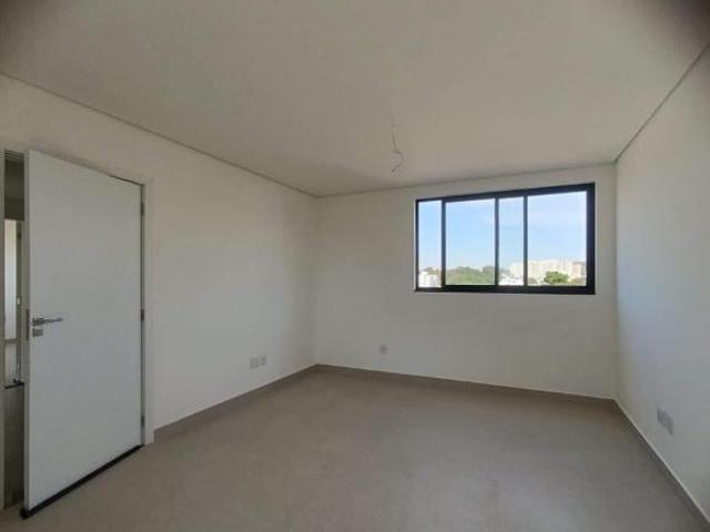 Apartamento à venda no bairro Parque Riacho das Pedras em Contagem/MG