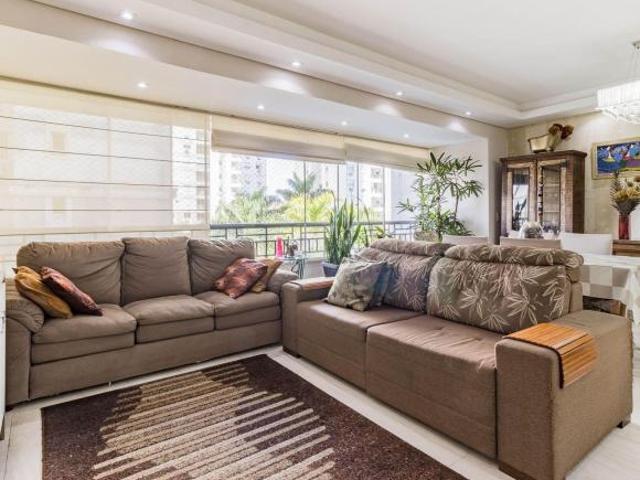 Apartamento à venda no bairro Passo D&apos areia em Porto Alegre/RS