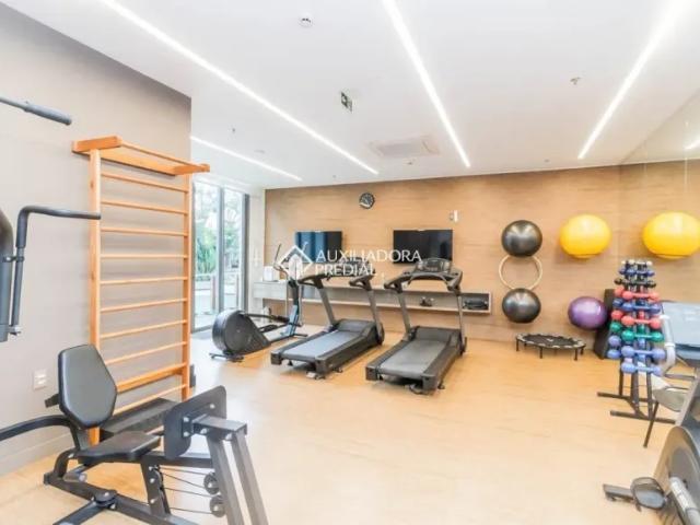 Apartamento à venda no bairro Petrópolis com 42m² e 1 dormitório/quarto disponível