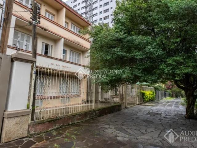 Apartamento à venda no bairro Petrópolis com 59 m² e 2 dormitórios/quartos disponíveis
