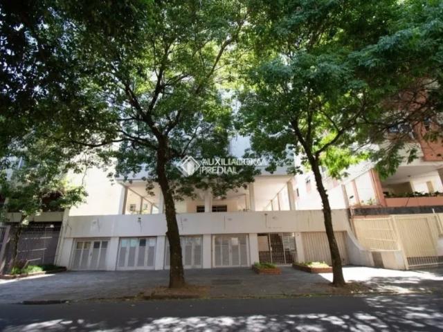Apartamento à venda com 2 dormitórios no bairro Petrópolis, área de 68 m²