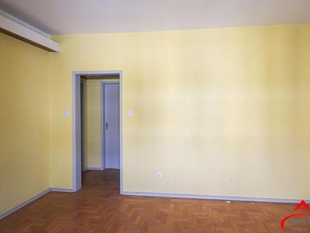 Apartamento a venda no bairro Petrópolis