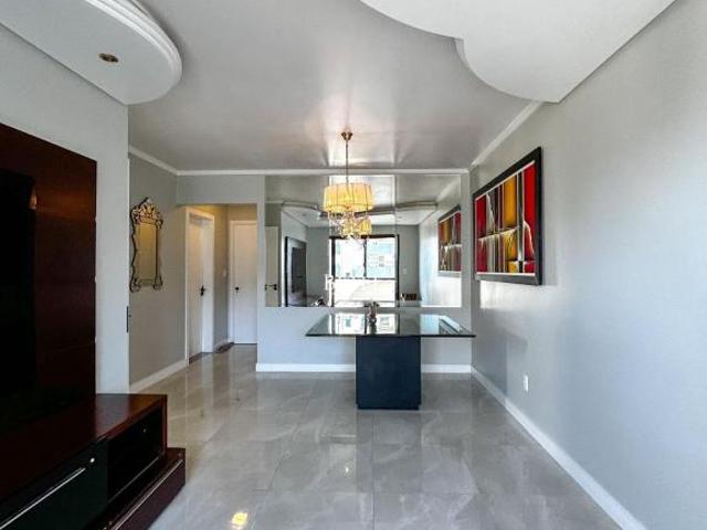 Apartamento à venda no bairro Pio X Caxias do Sul/RS