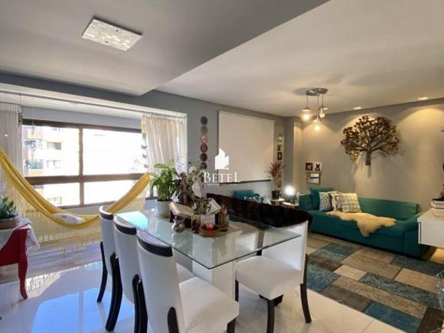 Apartamento à venda no bairro Pio X Caxias do Sul/RS