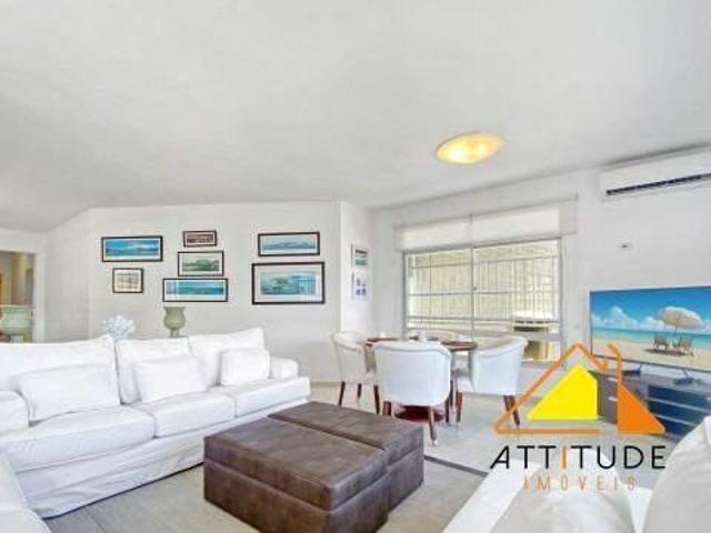 Apartamento à Venda no Bairro Pitangueiras no Guarujá