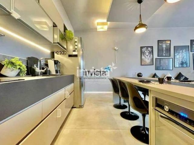 Apartamento à venda no bairro Pompéia