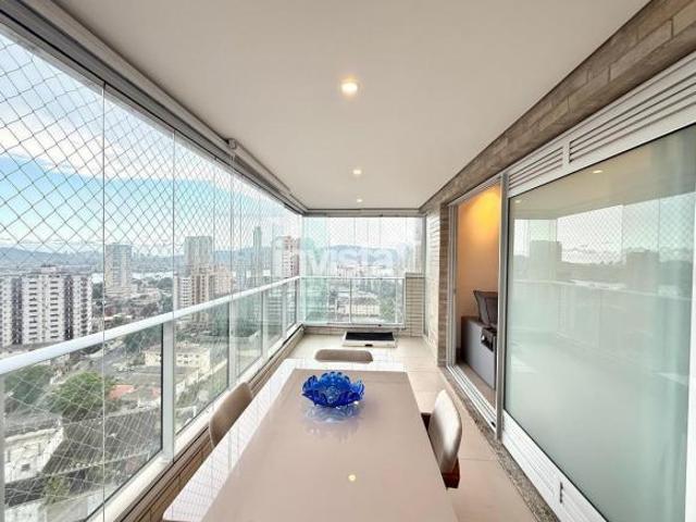 Apartamento à venda no bairro Ponta da Praia