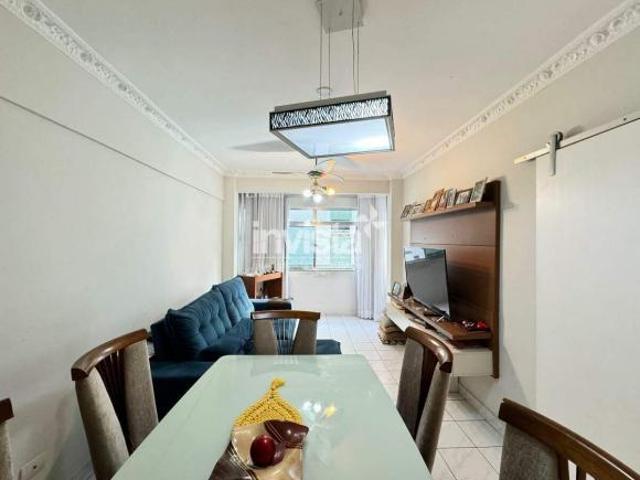 Apartamento à venda no bairro Ponta da Praia