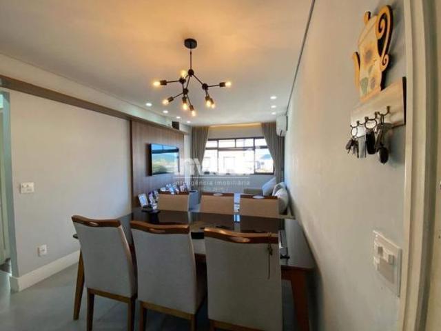 Apartamento à venda no bairro Ponta da Praia
