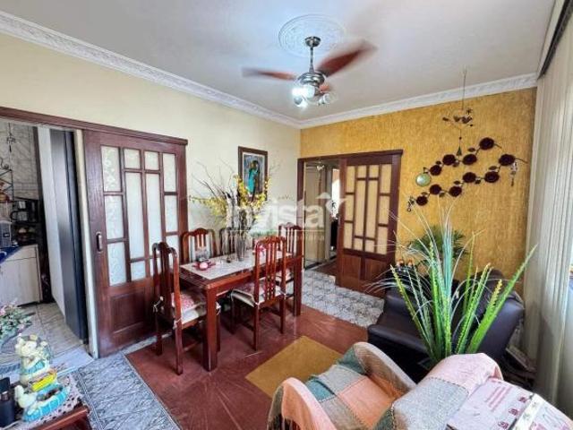 Apartamento à venda no bairro Ponta da Praia
