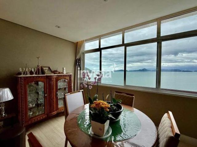 Apartamento à venda no bairro Ponta da Praia