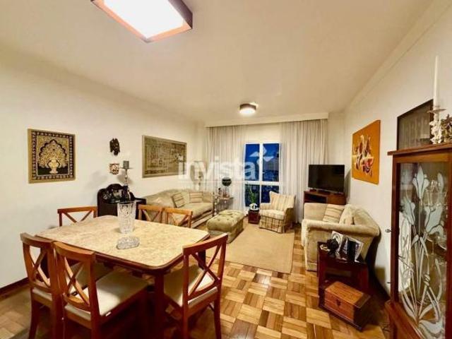 Apartamento à venda no bairro Ponta da Praia